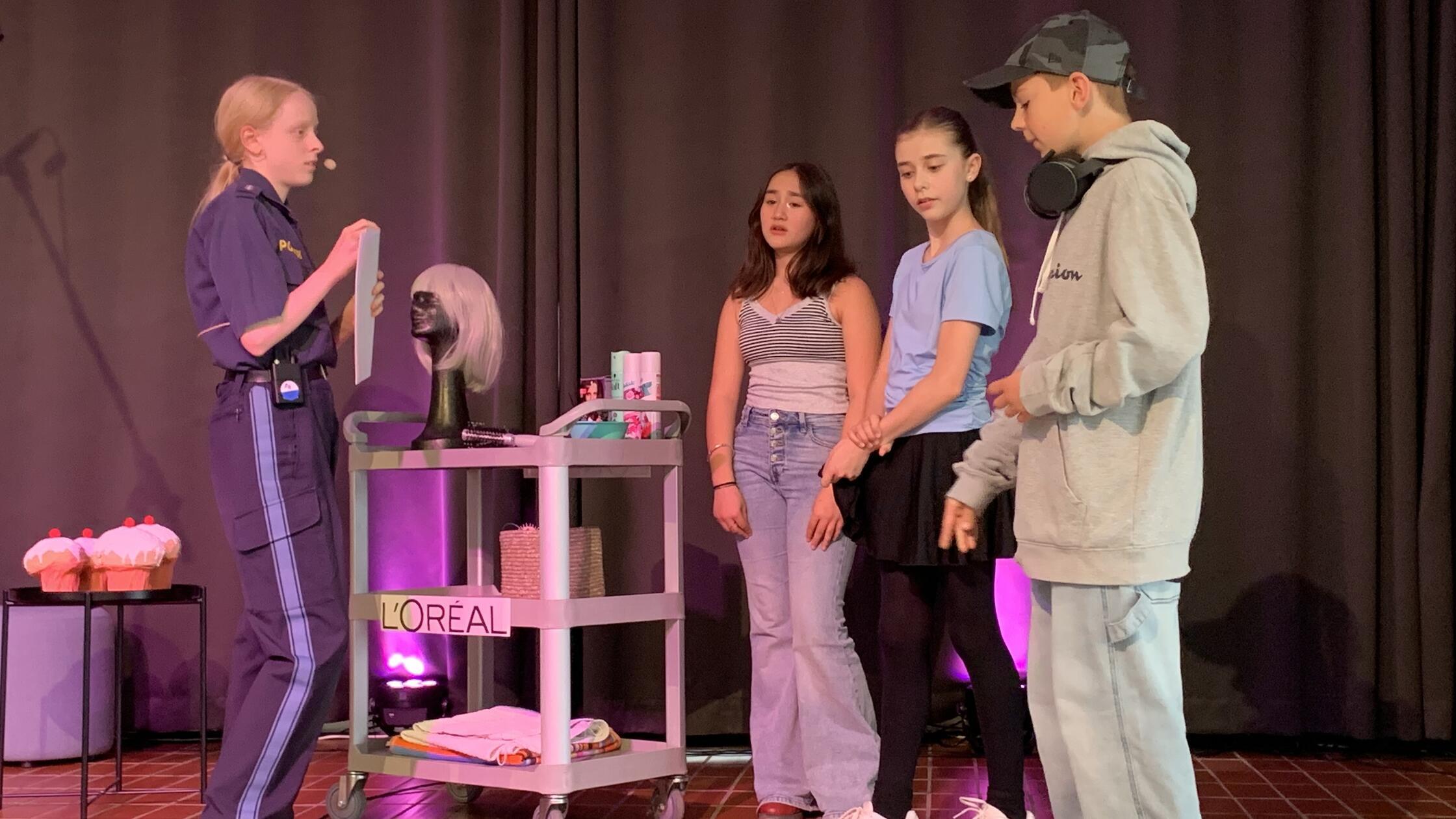 Schultheater der Realschule Gräfenberg präsentiert „Mord by Mady“