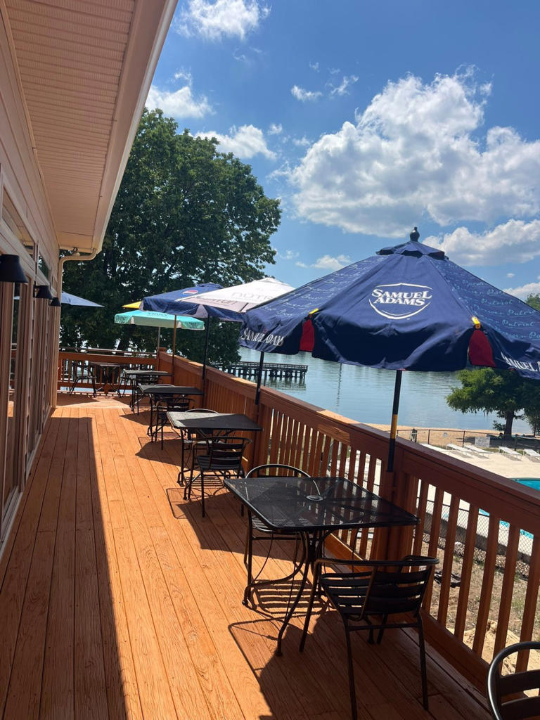 South Carolina wife killed by flying restaurant umbrella described as ...