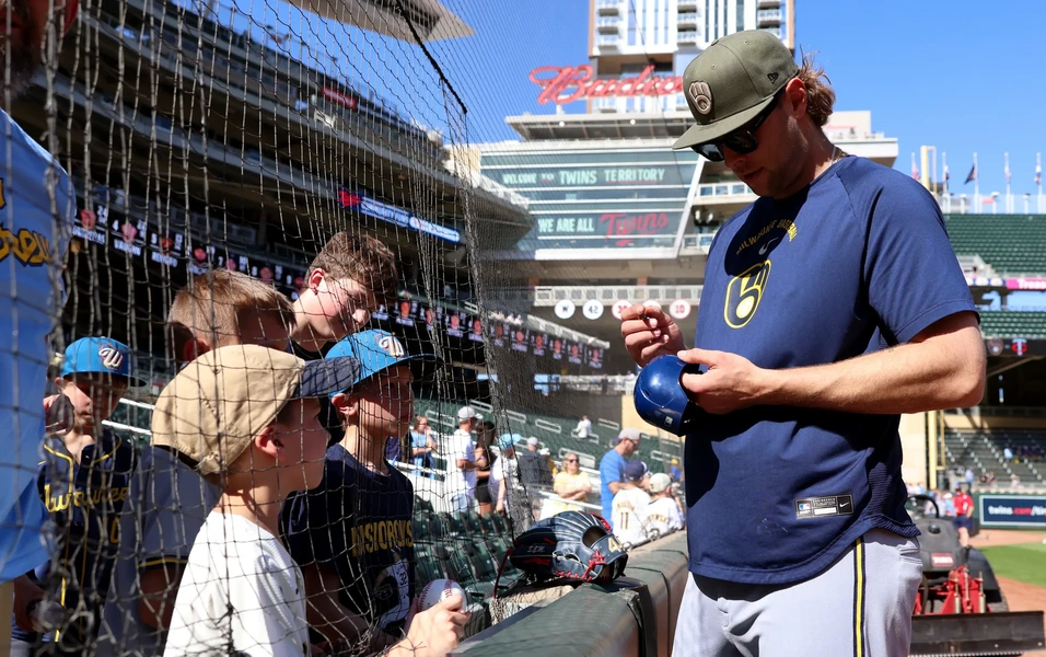 Woodruff delays return as Brewers juggle rotation gaps