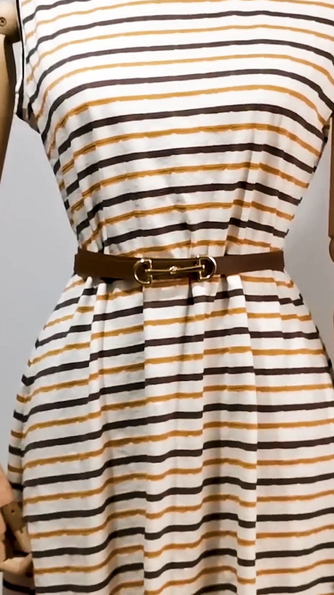 You don't need to be a tailor to wear stylish dresses
