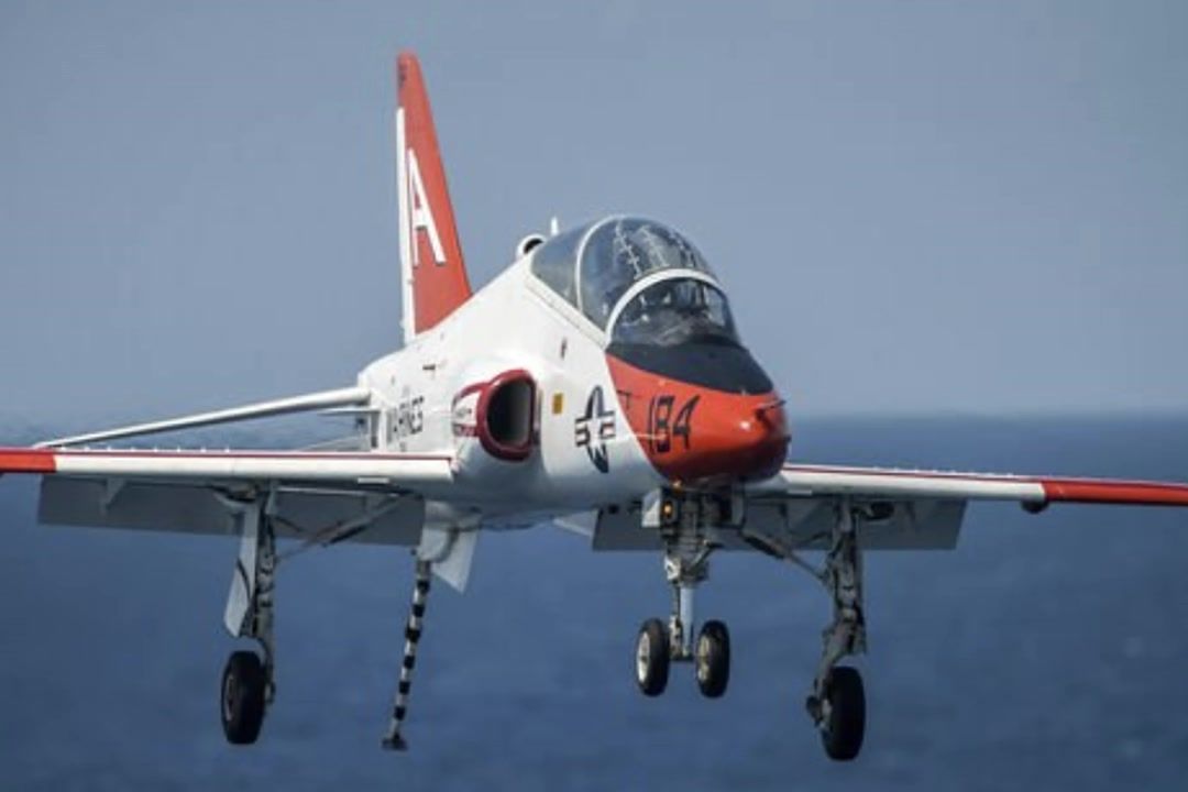 Pilots safely ejected from military jet before crash in Mississippi