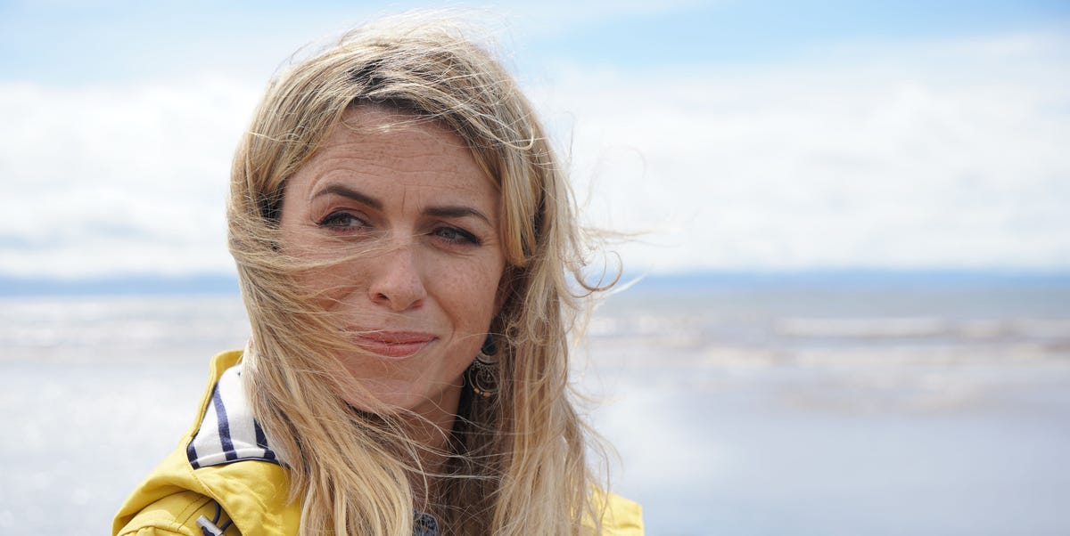 Perfect mystery thriller with "excellent" Broadchurch star Eve Myles ...