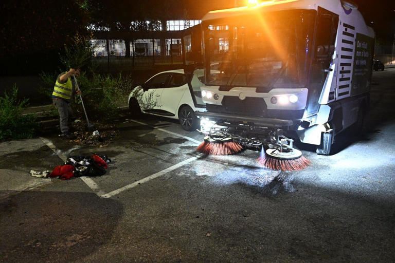 Diverse auto in fiamme al Navile, grande colonna di fumo in cielo: cos ...