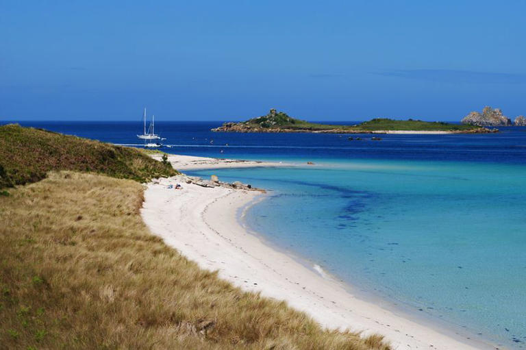 I visited 'Hawaii of UK' that's just 28 miles from Cornwall with ...