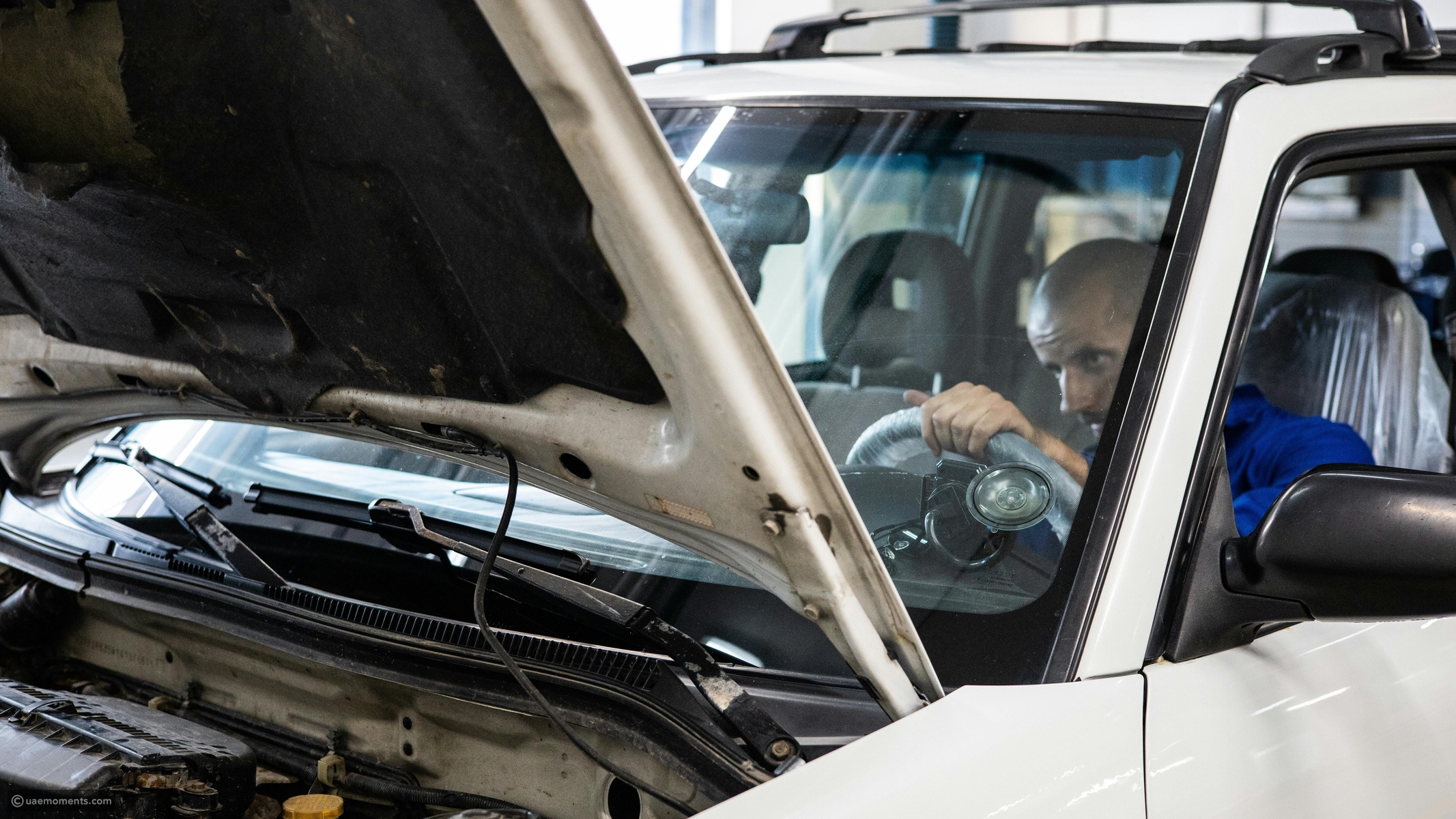 Car battery replacement guide: Which terminal should you remove first?