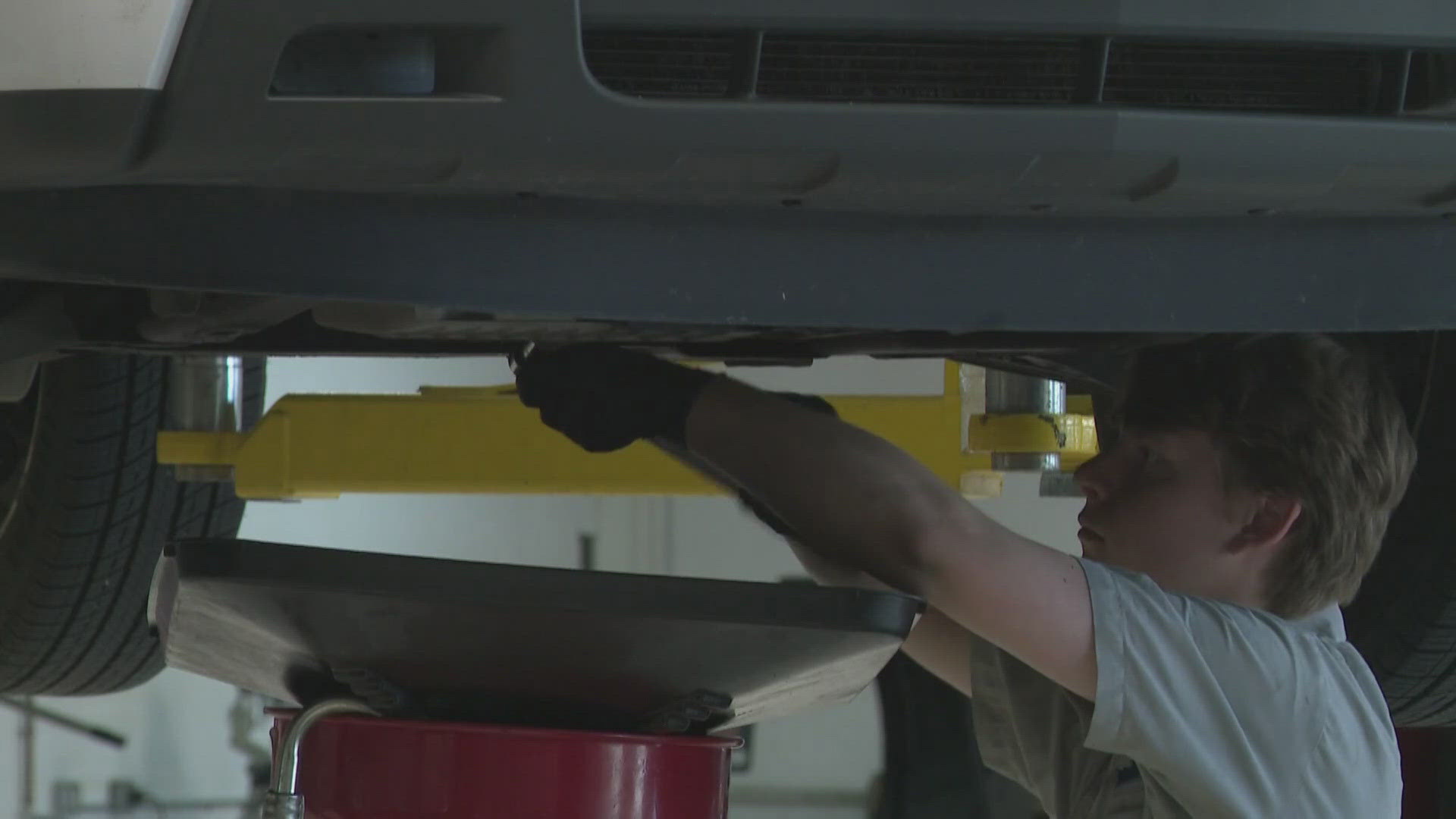 Local auto shops encourage vehicle maintenance despite rise in oil prices
