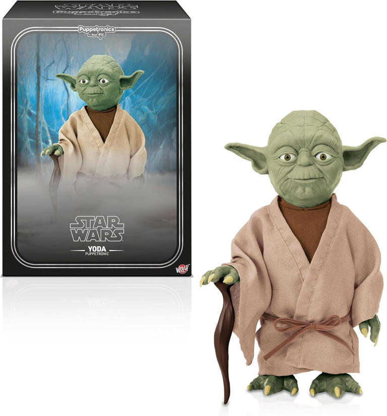 Exclusive hands-on with the Yoda Puppetronic — it's shockingly realistic