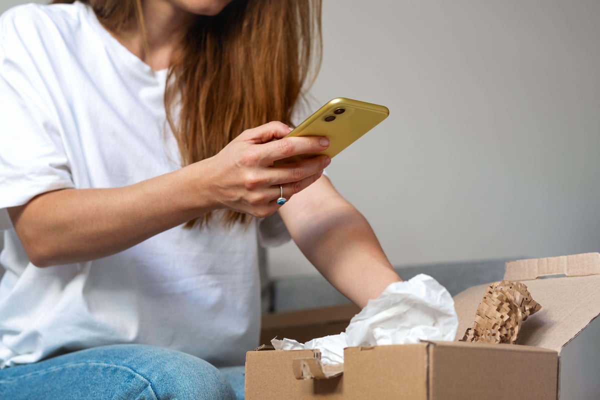 Speed up plans to close import tax loophole on small parcels, British ...