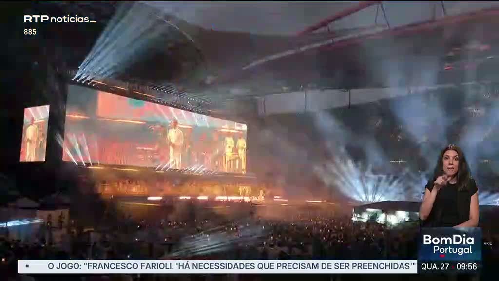Bad Bunny junta 60 mil pessoas na Luz