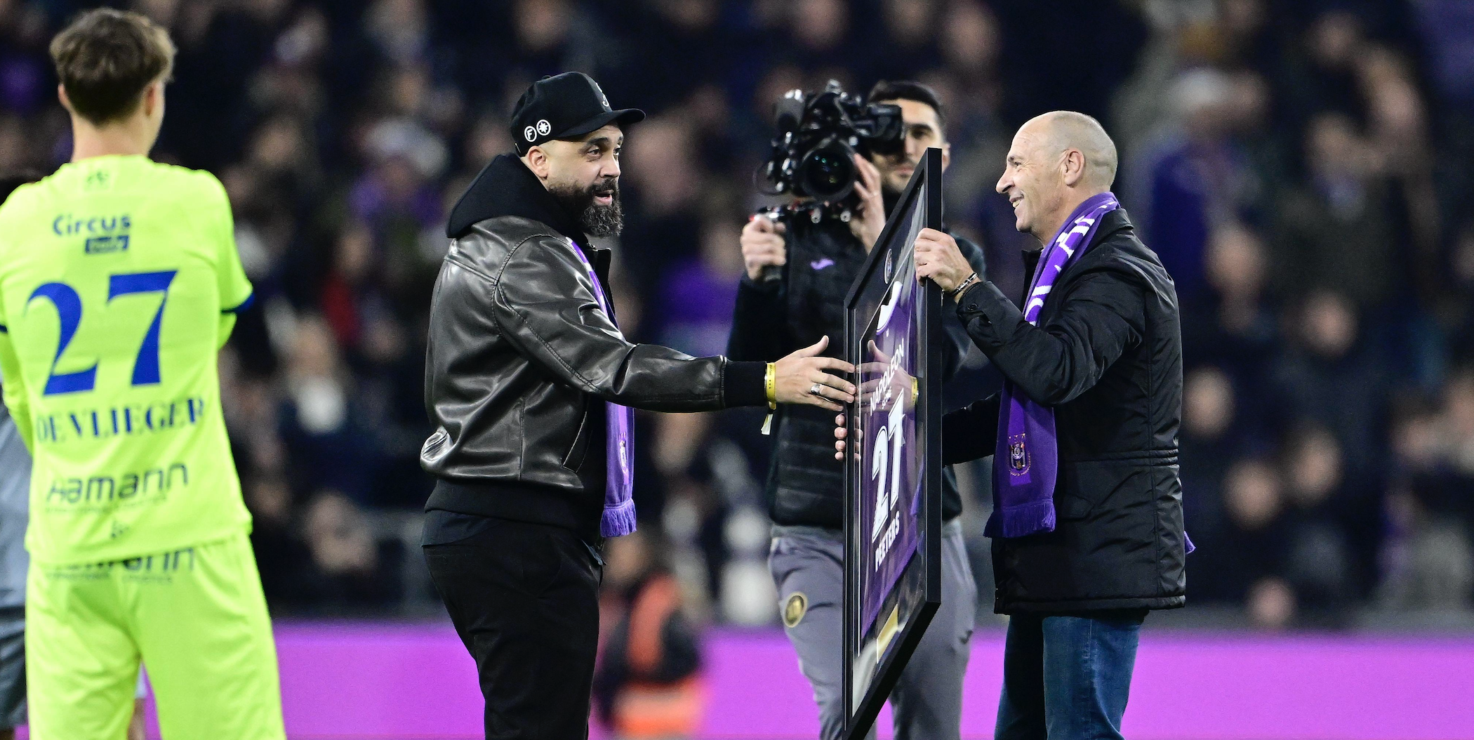 Vanden Borre en Delire botsen over Coucke: "Hou je mond!"