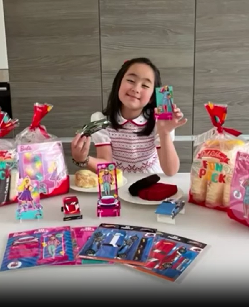 Red Ribbon fun pack surprise 3D Barbie and Hot Wheels puzzle inside