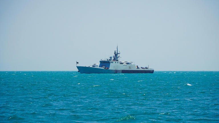 The US Navy just sank two Iranian boats caught laying mines across the ...