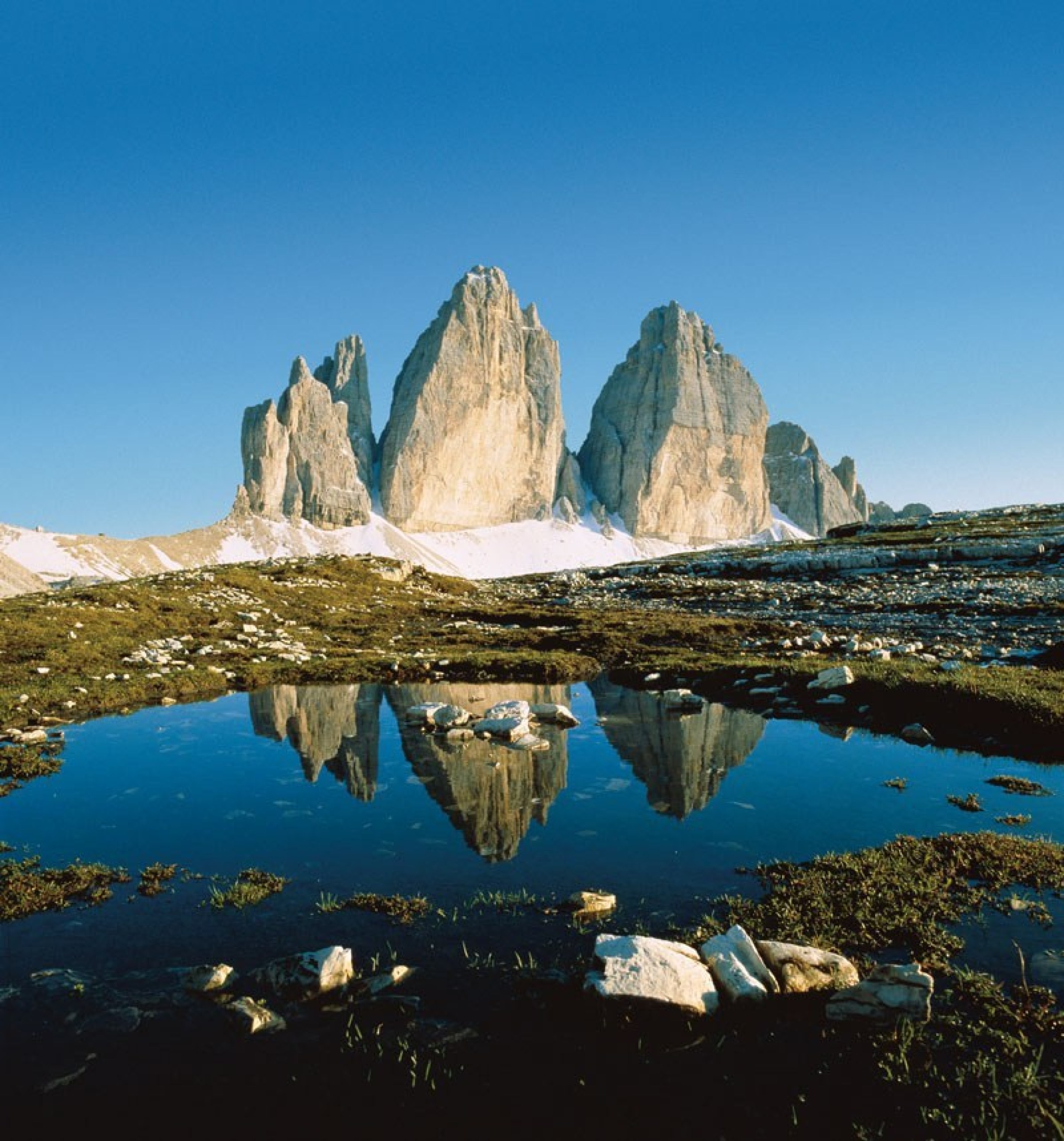 Tre Cime, nell'estate 2026 traffico regolamentato nelle valli dolomitiche