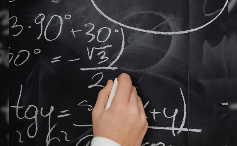 Competitive exams के लिए नोट कर लें ये maths tricks