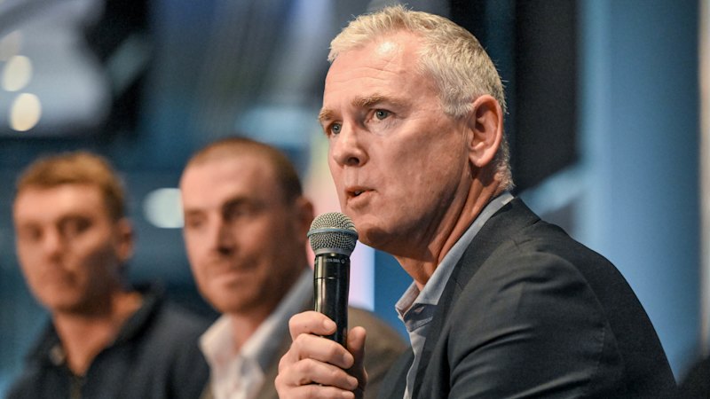 ‘Not sure if this is planned or not’: Simpson casts doubt on Essendon ...
