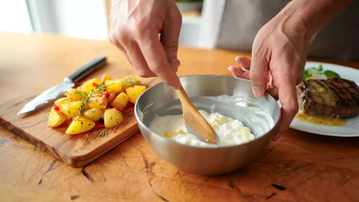 Menu do dia, 27 de maio: Delícias com batata, bife e bolo de iogurte
