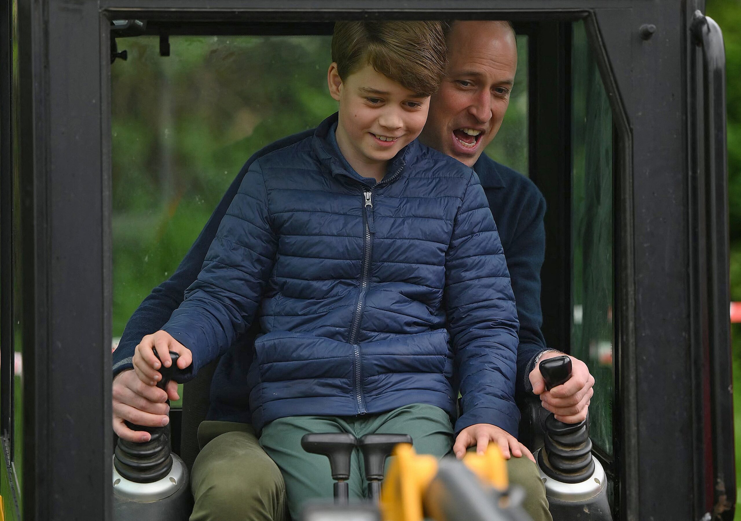 Prince William caught ignoring call at soccer final