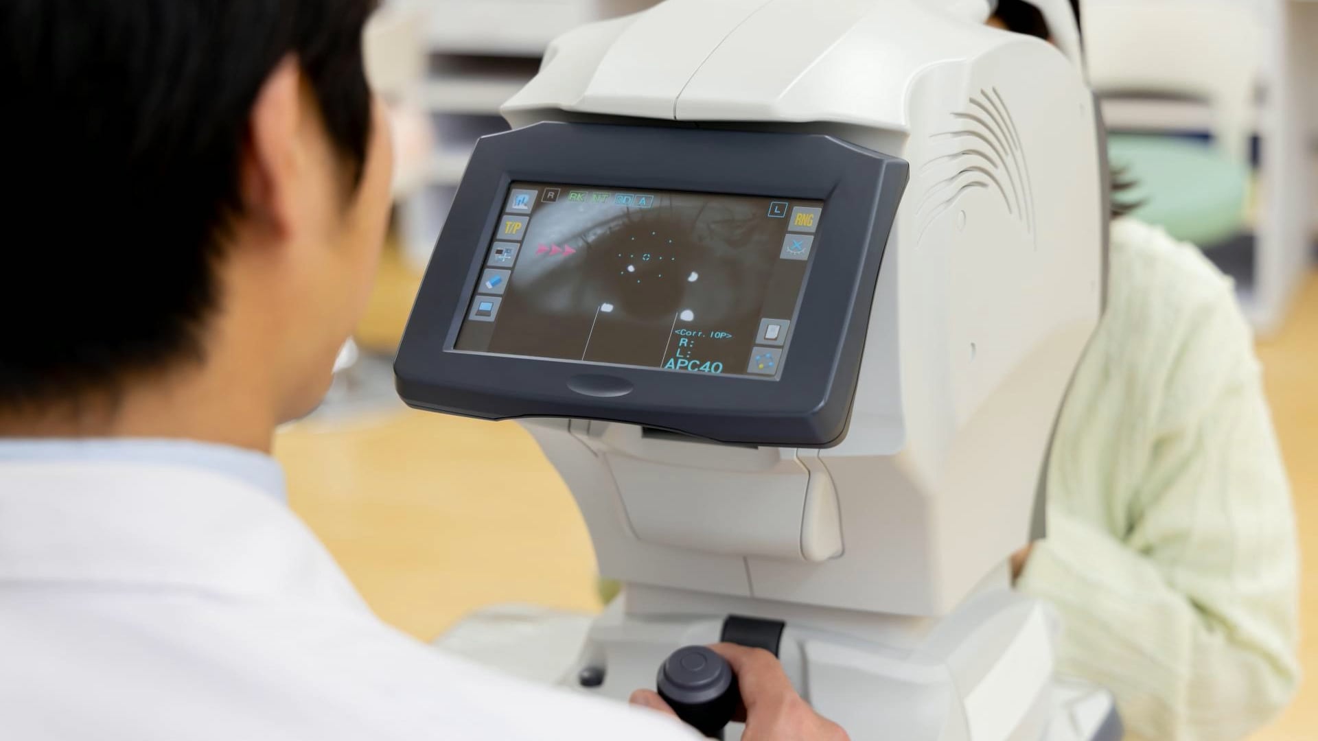 AI eye scans may detect early signs of Parkinson’s disease