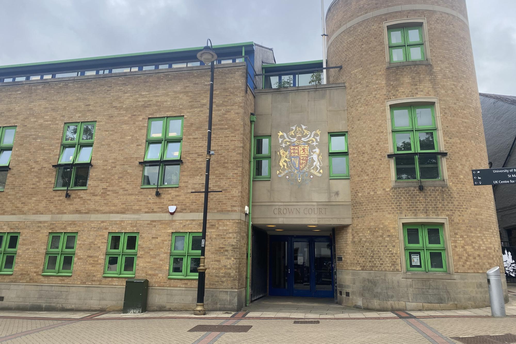 Bedford man told to pay over £7k for tenancy and council tax fraud ...