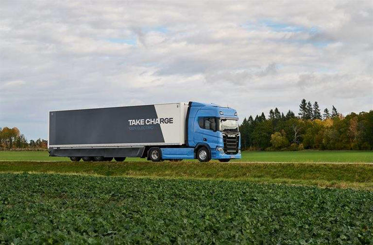 Scania presenta il nuovo modulo batteria sotto cabina e la ricarica ...