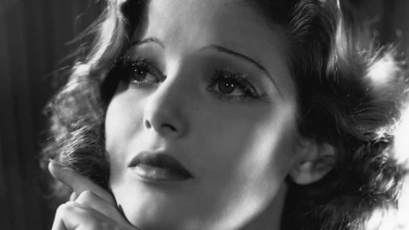 After a secret affair with Clark Gable, Loretta Young gave birth to a ...