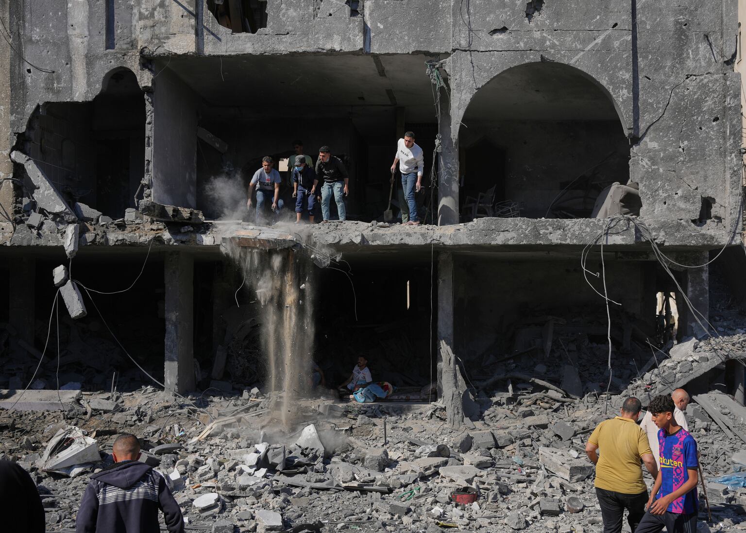 Hamas says Israeli air strikes killed its new military leader in Gaza