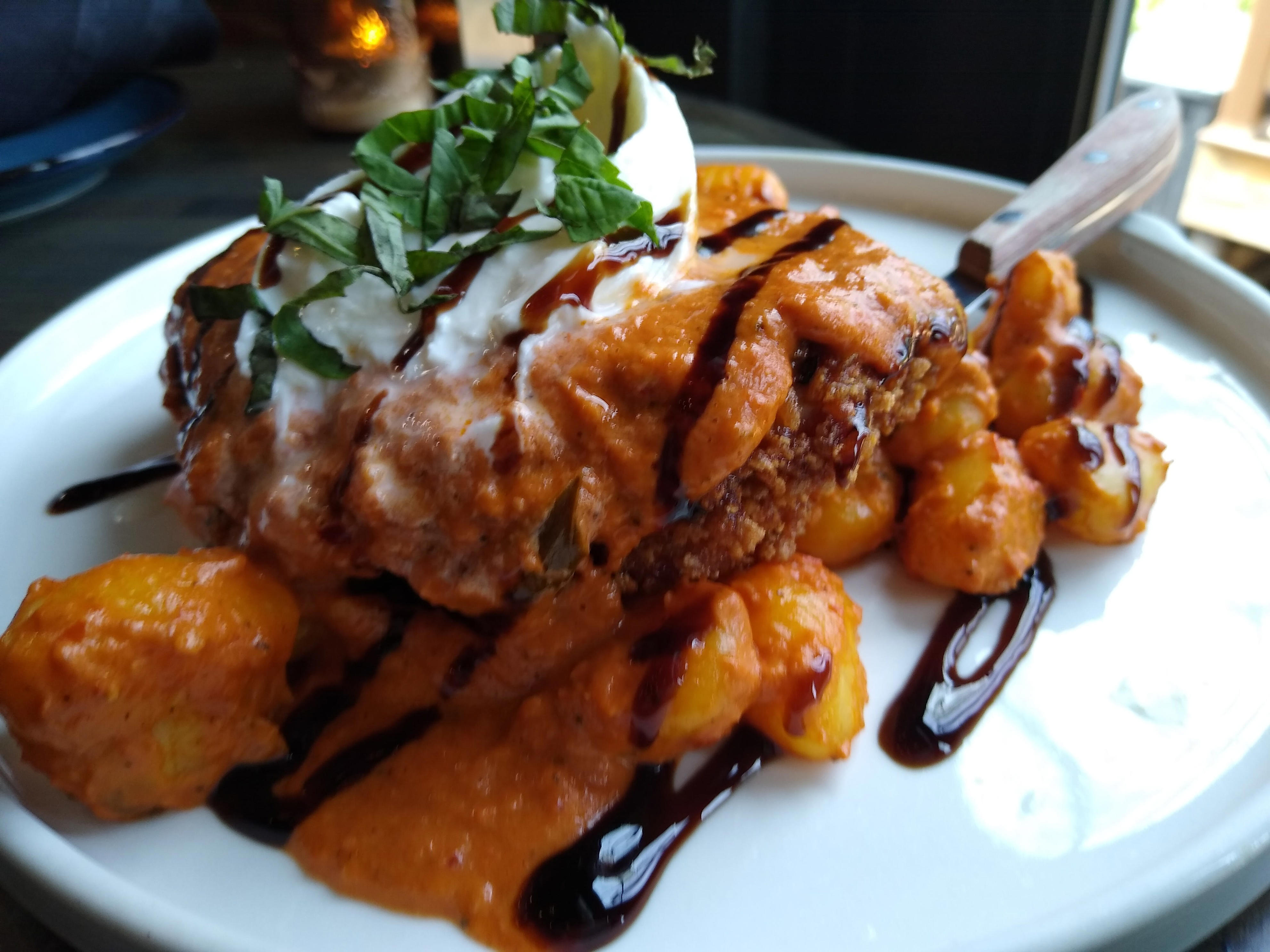 The Industry Kitchen & Bar has old-school charm | Local flavor