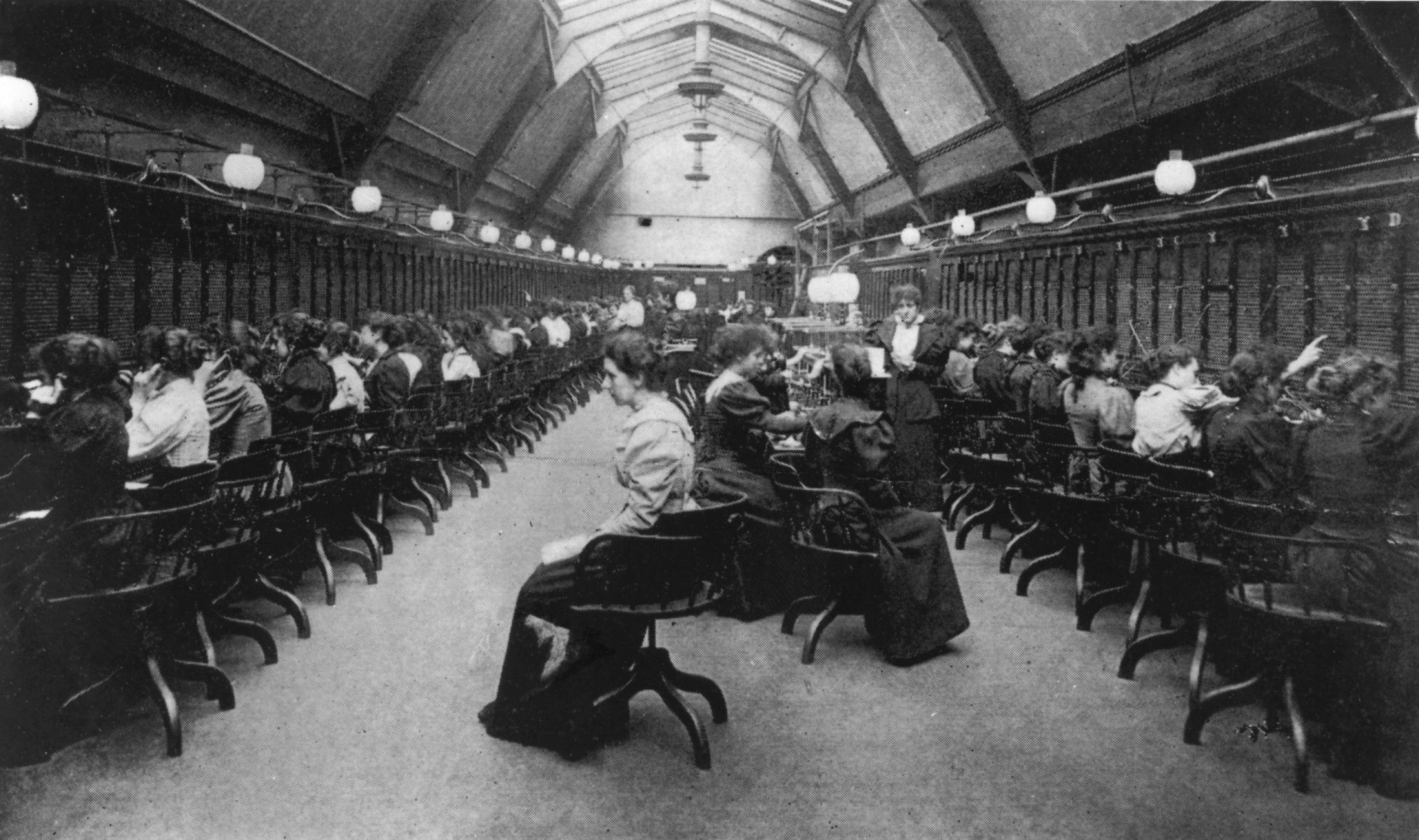 Strange jobs done by women that no longer exist