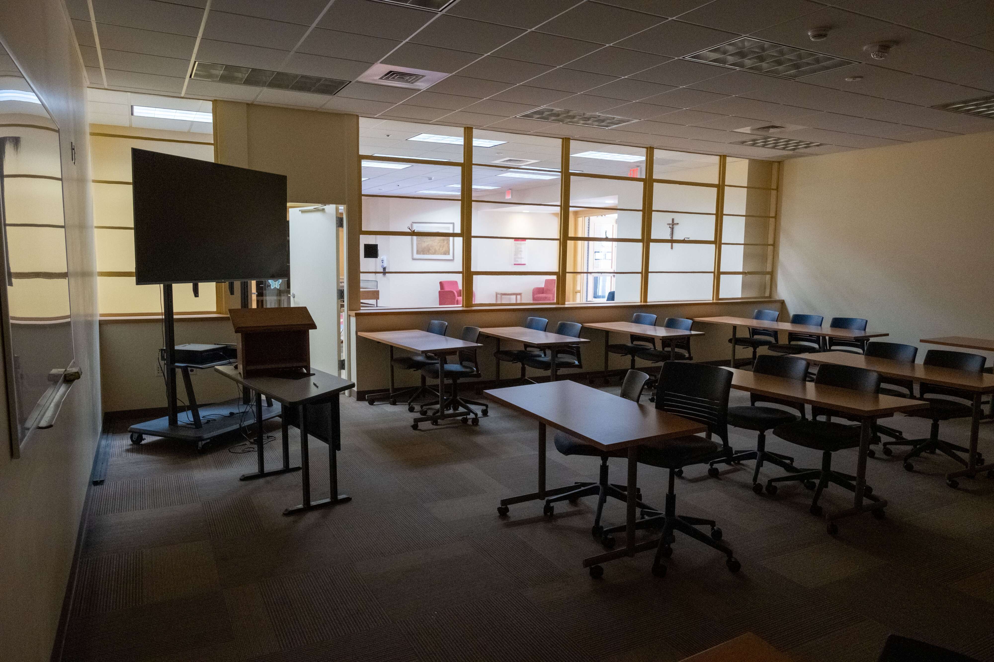 Central Mass. college’s abrupt closure was a 'knife in the heart' for ...