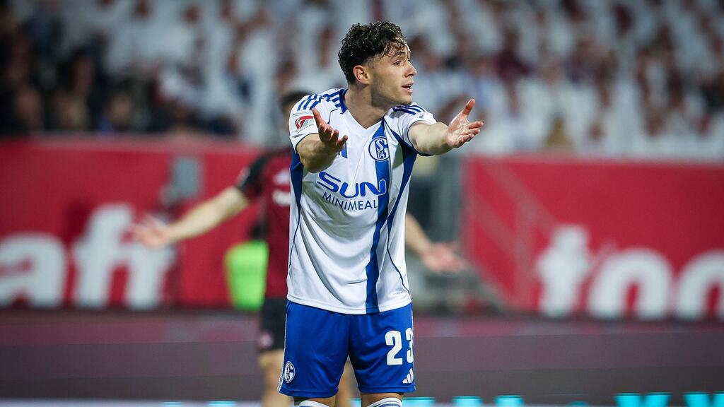Star des FC Schalke 04 kassiert bitteren Korb