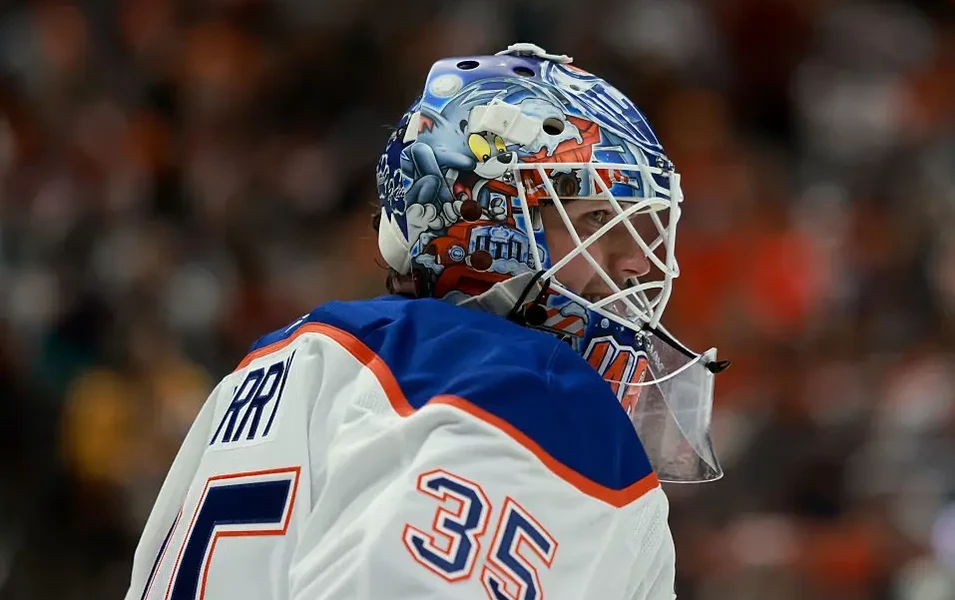 Oilers face mounting pressure over Tristan Jarry goaltending gamble
