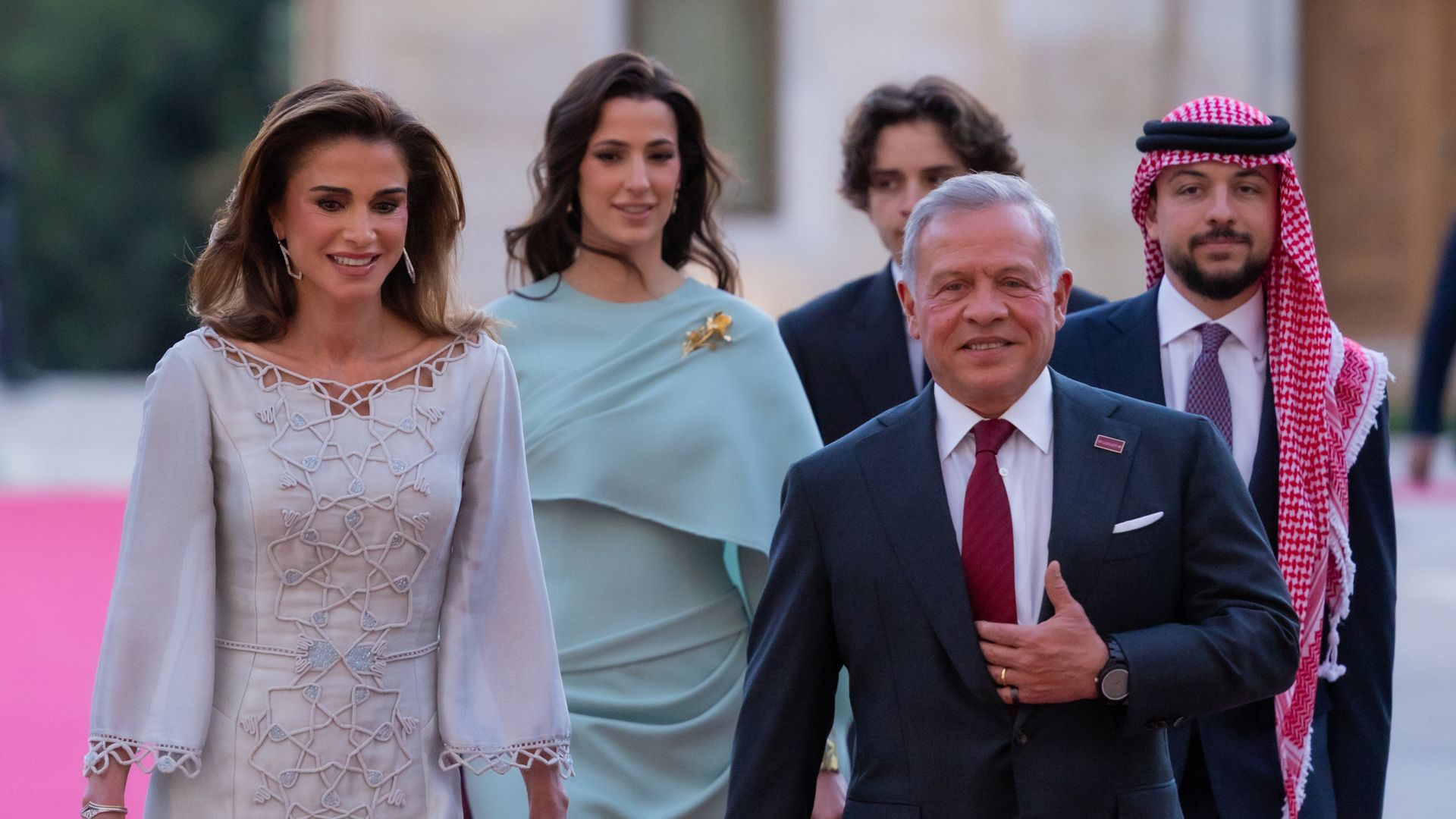 La emoción de Abdalá y Rania de Jordania al celebrar una fecha ...