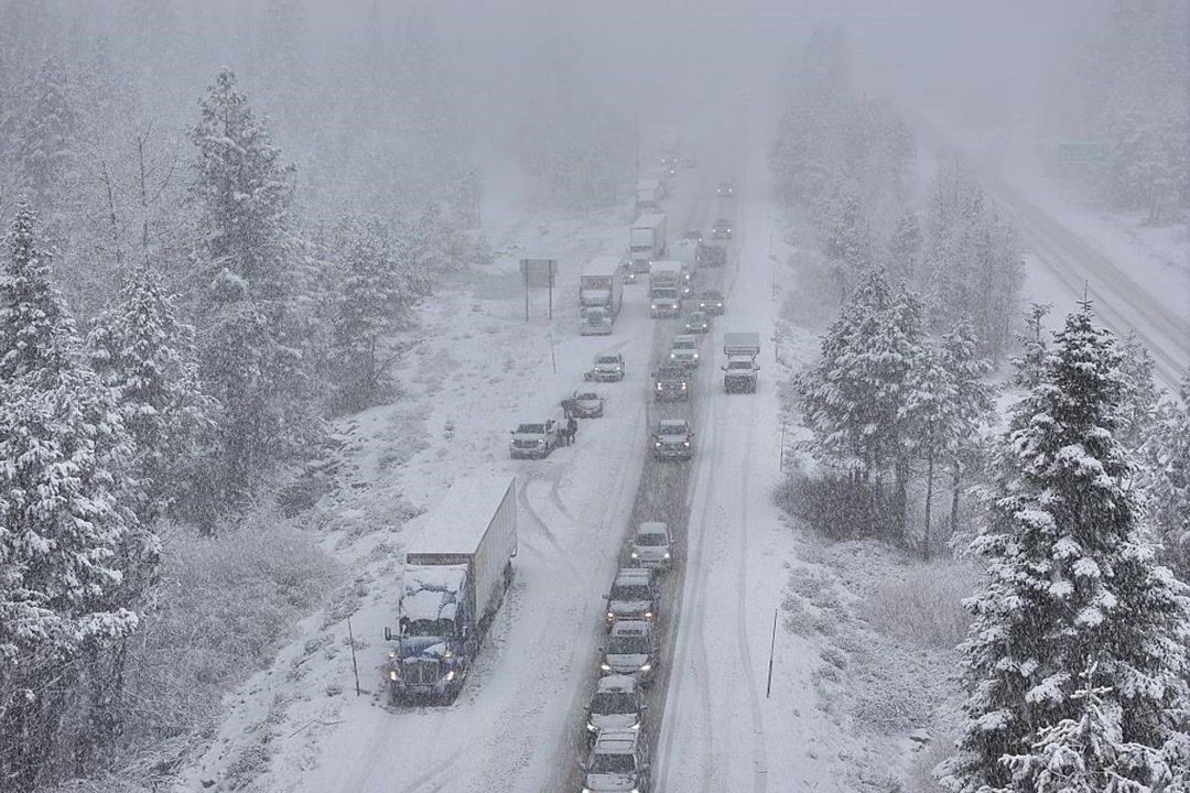 Heavy snow hits California in shocking late May 'winter' blast