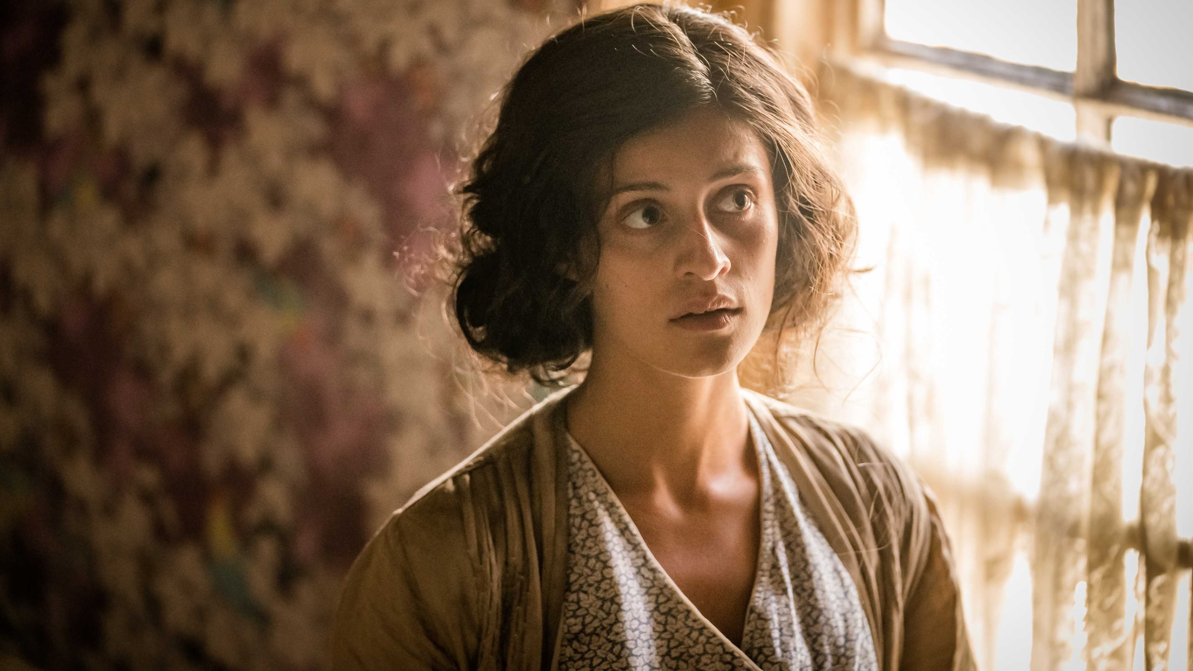 Sam Neill's 3-part Agatha Christie series makes Kenneth Branagh's ...