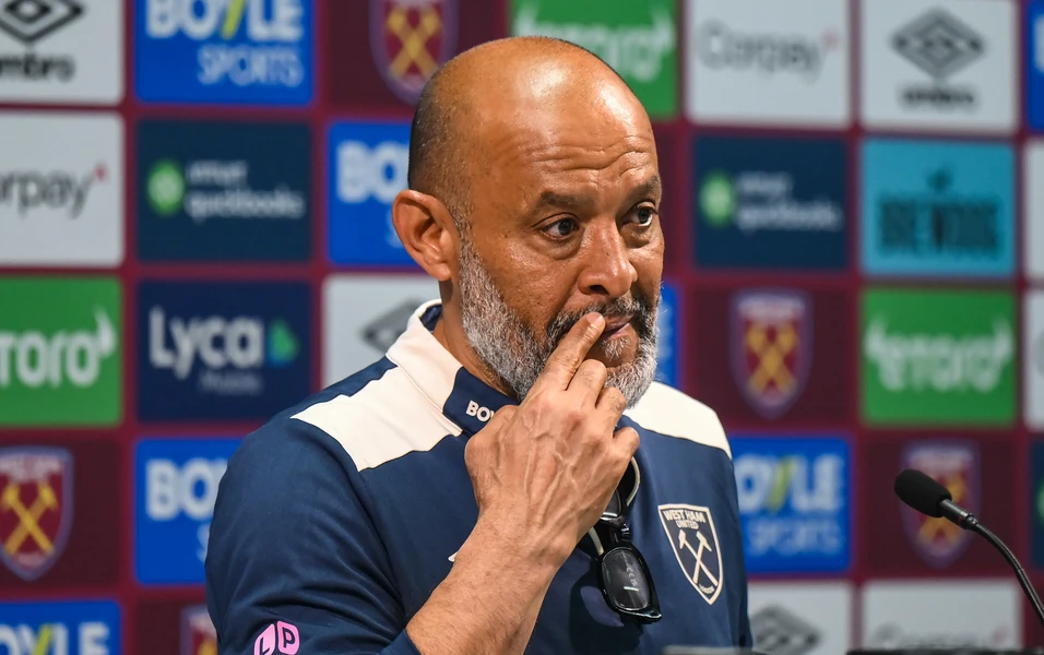West Ham keep Nuno and cut ticket prices after drop