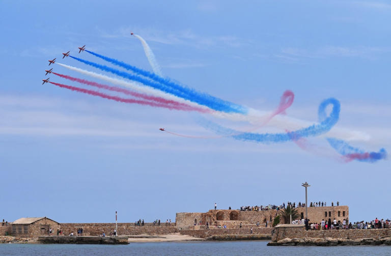 Red Arrows to fly with fewer aircraft after full summer display ...