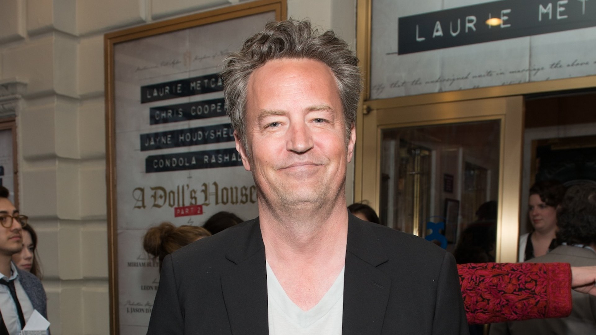 Matthew Perry's sisters slam former assistant, claim he left actor 'to die'