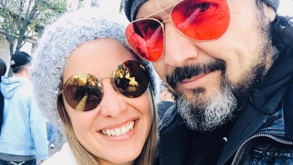 Ella es la misteriosa prometida de Reyli Barba con quien llegará al altar