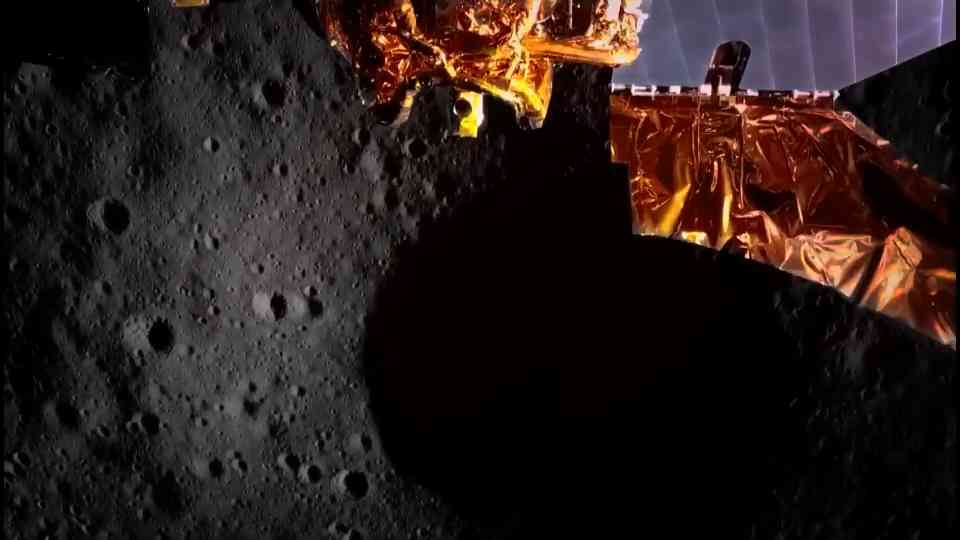 Something disturbing is happening on the moon - then the strange ...