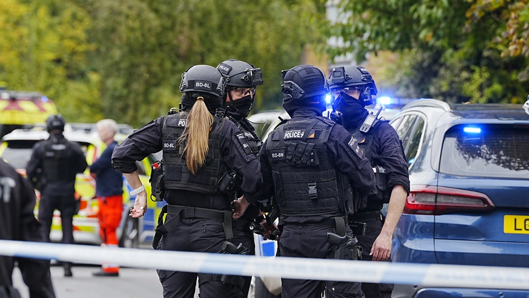 Former United Synagogue head to leave UK after synagogue attack arrest