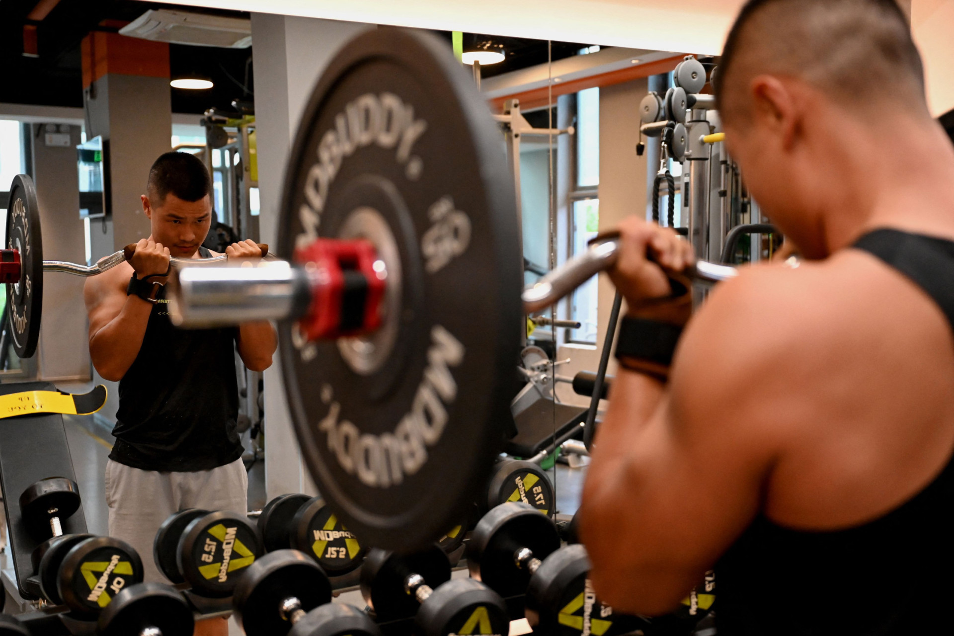 How to boost testosterone naturally