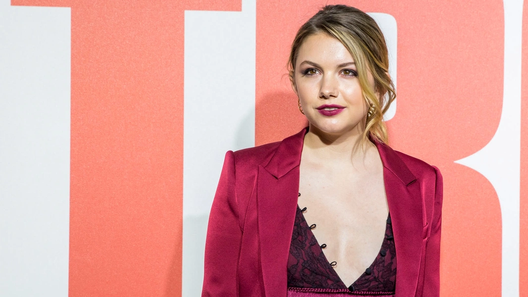 Hannah Murray recounts cult ordeal and bipolar diagnosis in memoir