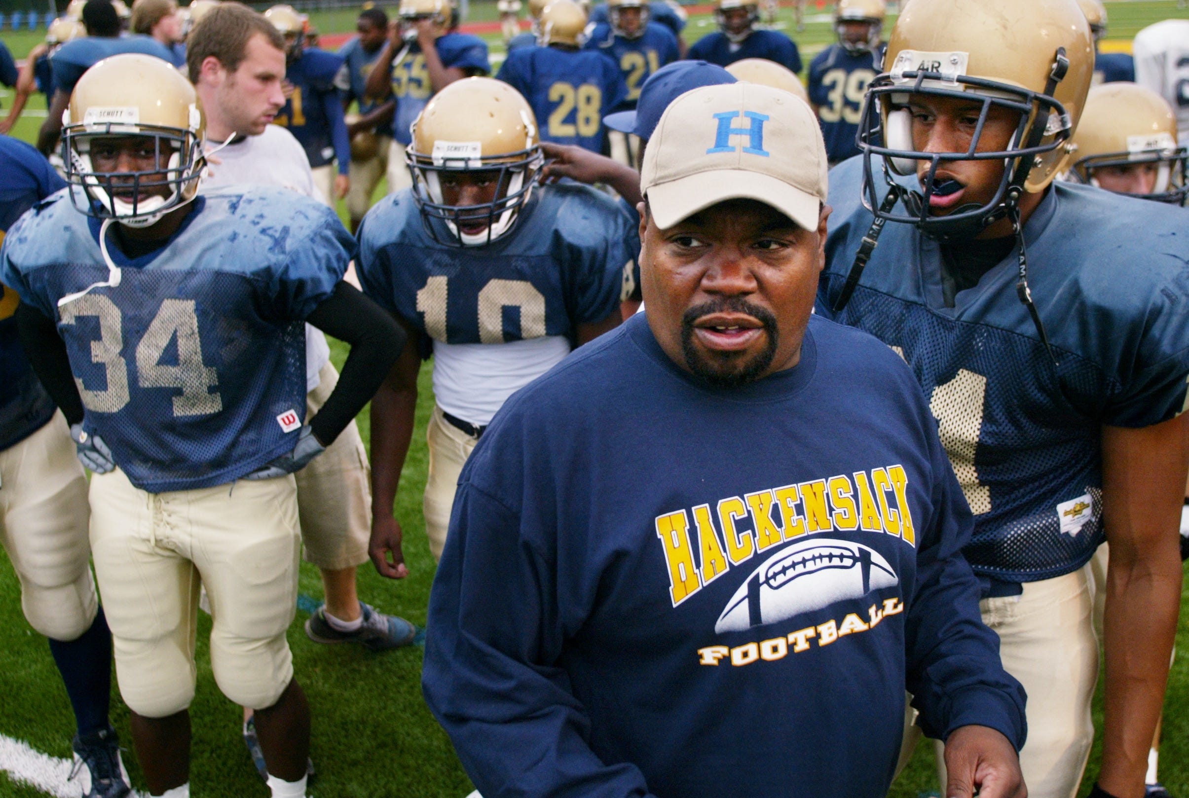 Former Hackensack coach's family creates scholarship fund in his honor
