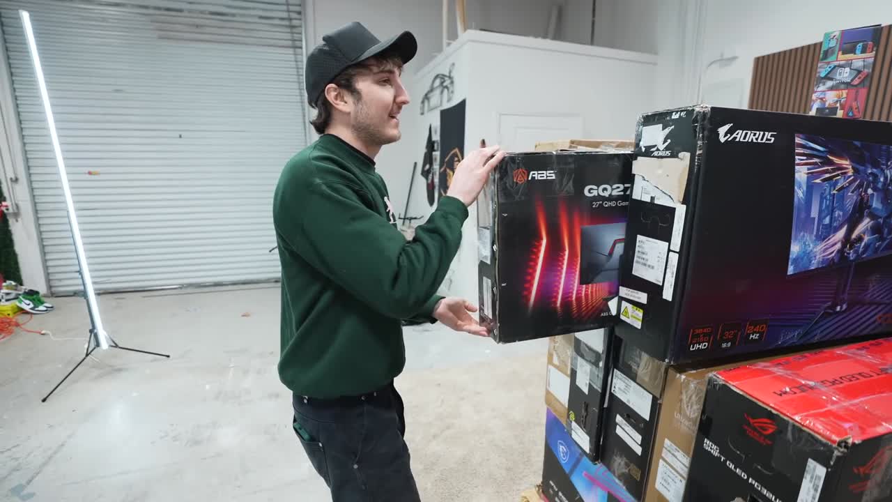 He bought a massive gaming return pallet filled with items no one wanted