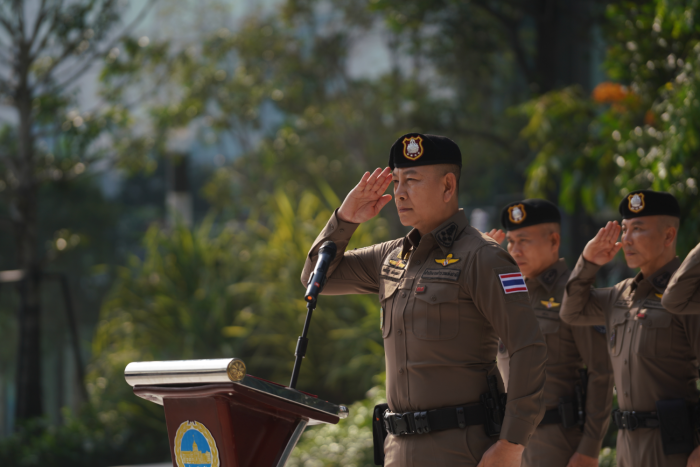 Police chief stresses 'police influencers' on dress code, hairstyles