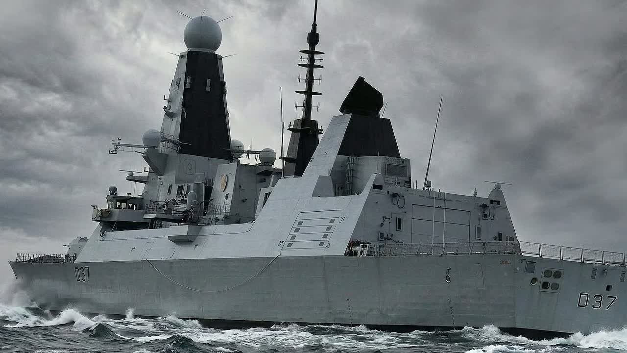 How HMS Duncan trains to destroy fast-moving drone threats at sea
