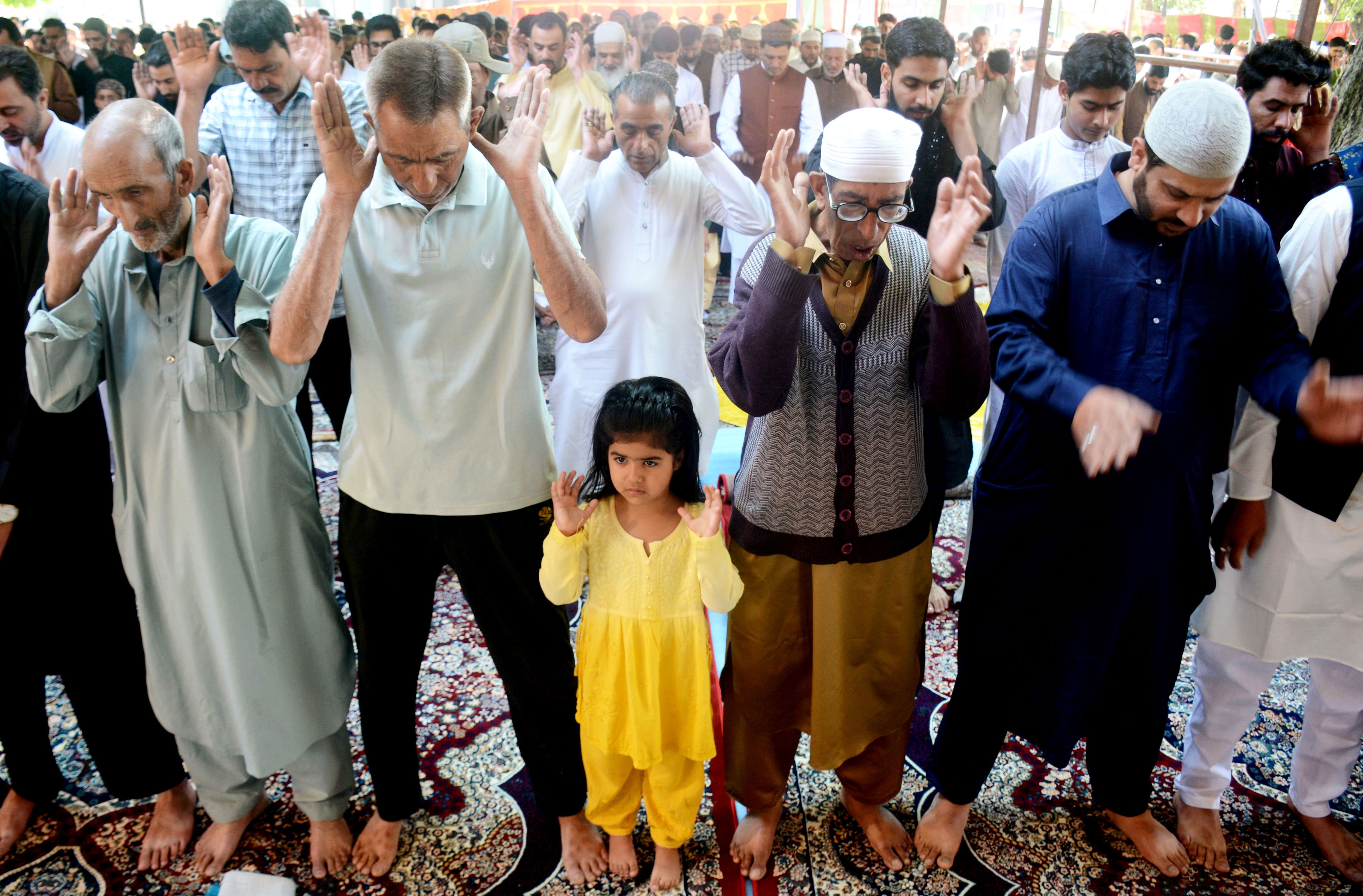 Eid-ul-Azha celebrated across Kashmir; over 60,000 offer prayers at ...