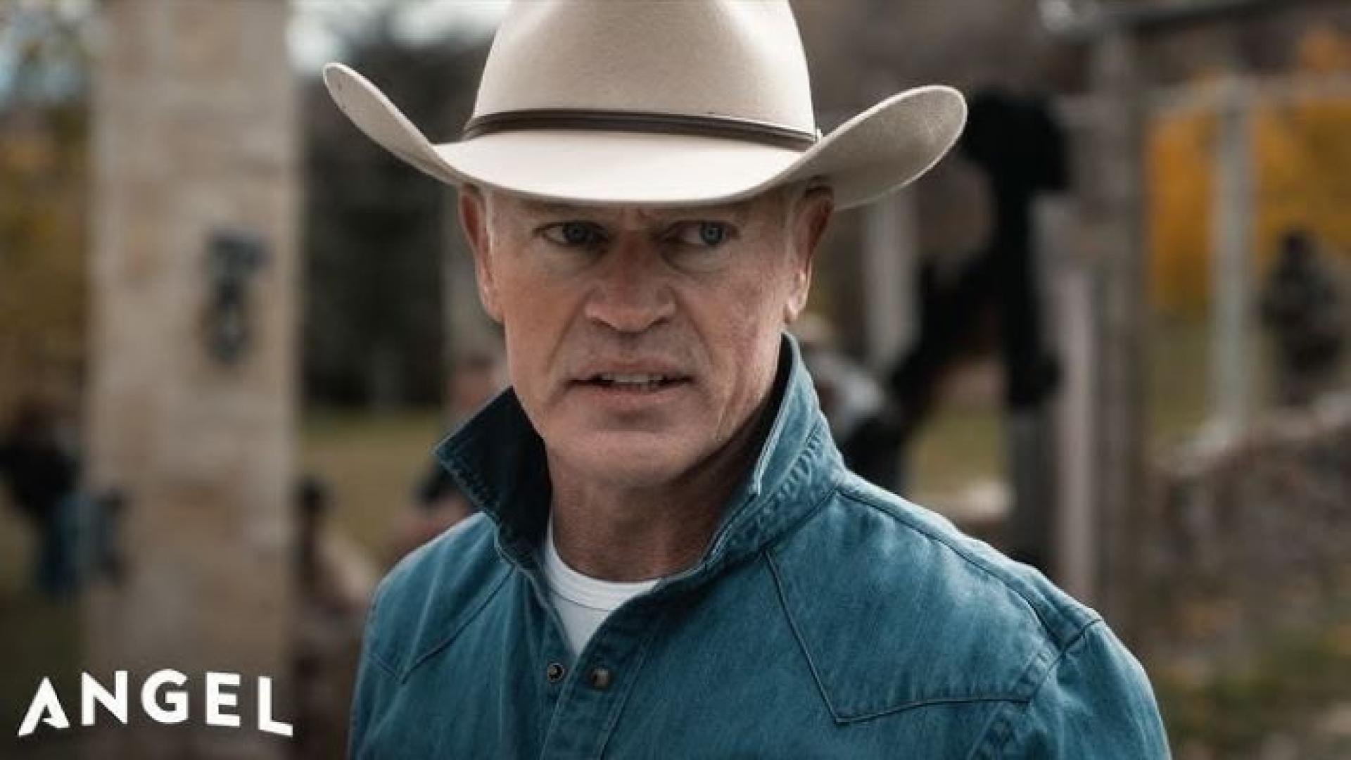 Neal McDonough says Luke Perry helped him when Hollywood shut him out