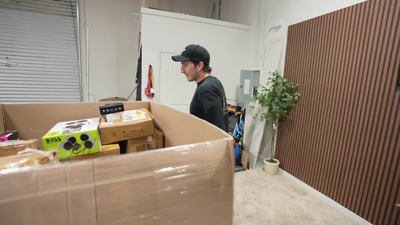 $7,027 return pallet turns into a chaotic hunt for resale profit