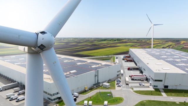 Study finds the world could run on clean electricity by 2050, but one ...